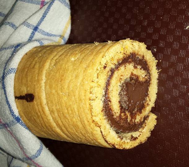 Avokádós-csokis piskótatekercs - Recept | Femina