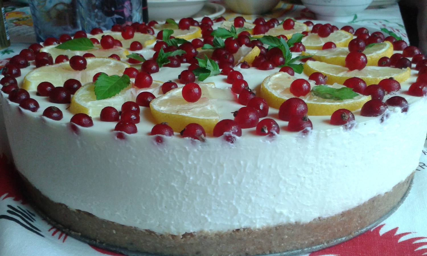 Frissítő citromtorta sütés nélkül - Recept | Femina