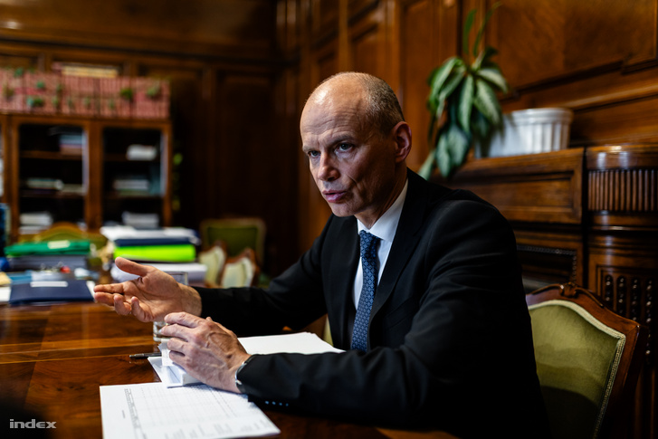 Index - Gazdaság - Távozik a költségvetésért felelős államtitkár, itt ...