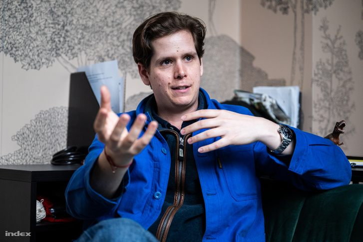 Index - Kultúr - Cetlikre rajzolt a londoni magyar barista, festményei ...