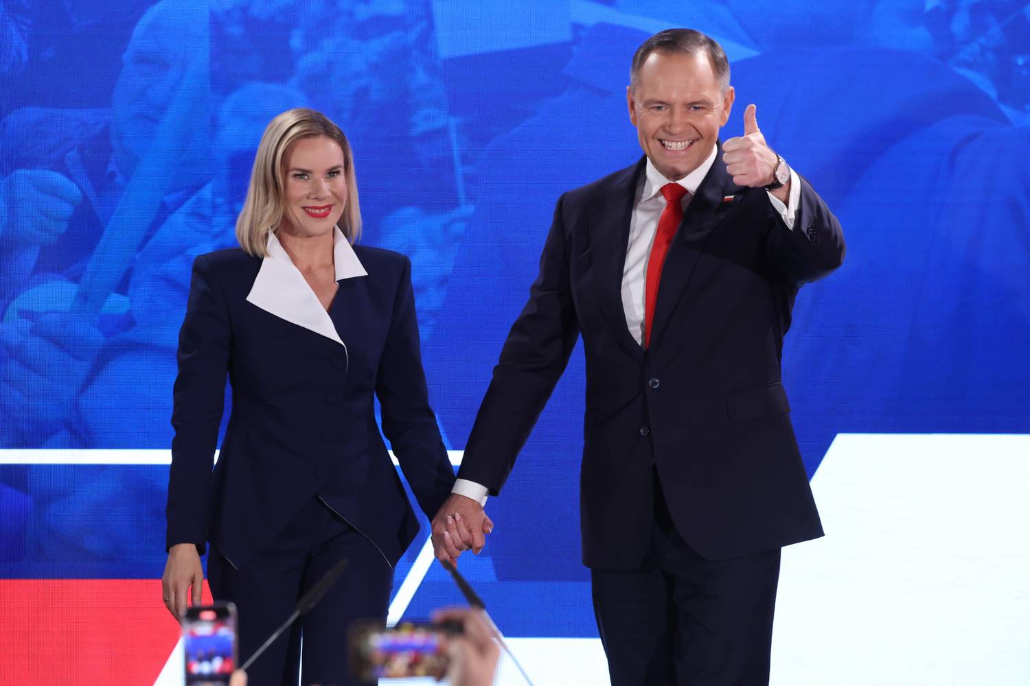 Ő az új lengyel first lady: a 39 éves Marta Nawrocka 3 gyerek édesanyja ...
