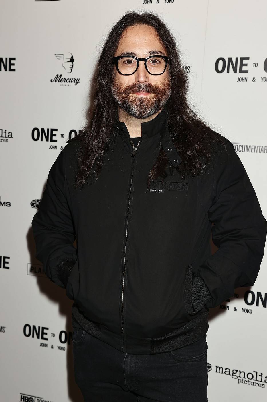 Íme John Lennon 49 éves fia: Sean kiköpött édesapja - Világsztár | Femina