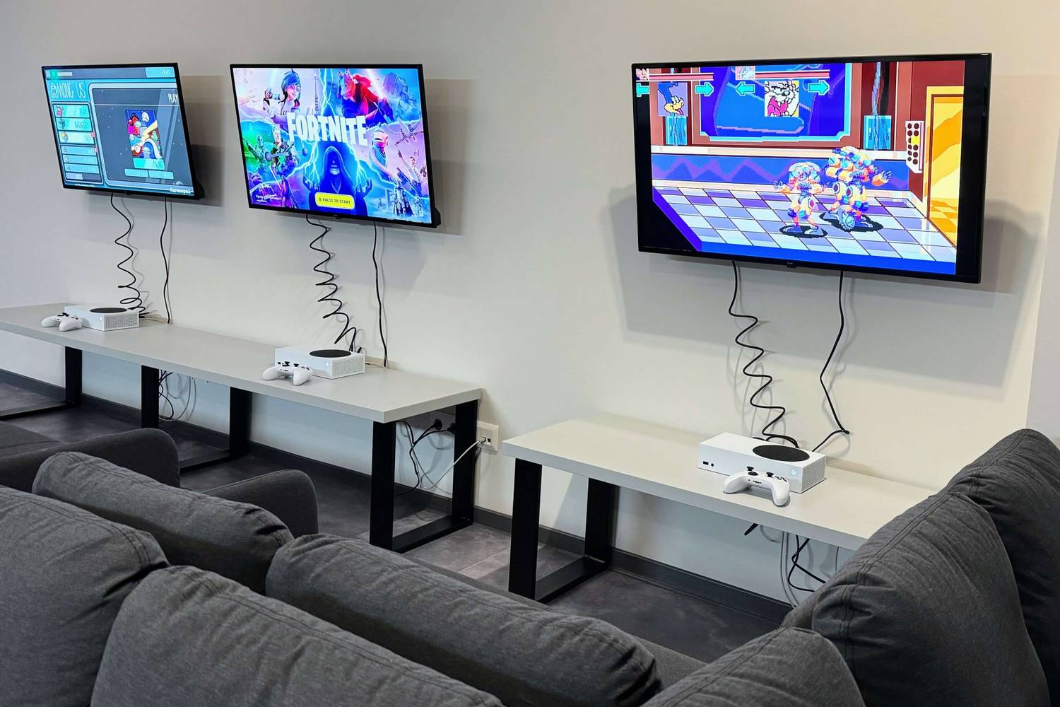 Játékbirodalom, kisvasút és hangtálas wellness karnyújtásra a ...