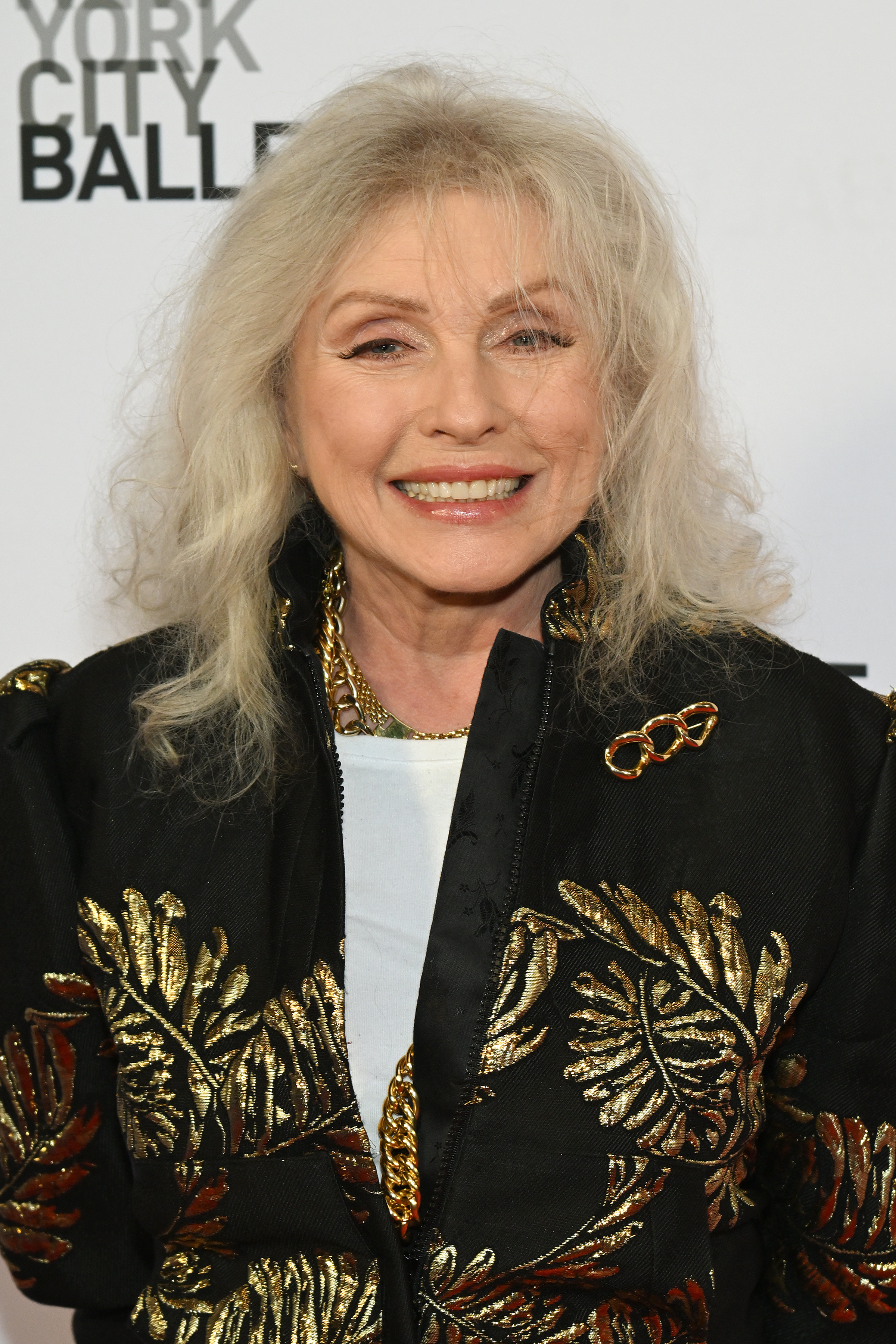 A 80 éves Debbie Harry plasztikáztatott: így fest a Blondie énekesnője ...