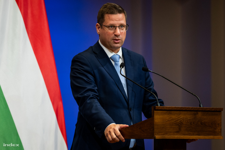 Index - Belföld - Azahriah a Tisza Párt uszításának áldozatává vált - Az Index tudósítása a ...