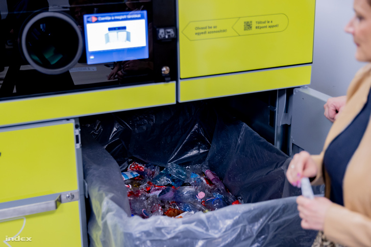 Index - Belföld - Gyökeresen átalakul a palackvisszaváltás rendszere ...