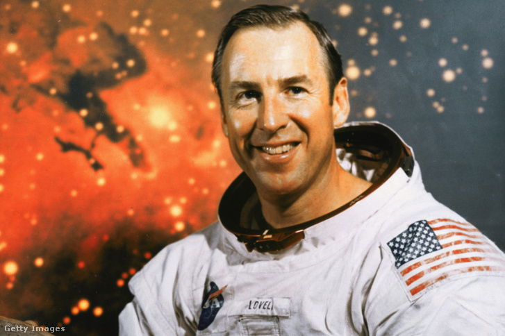 Index - Tech-Tudomány - Meghalt Jim Lovell, aki majdnem életét ...