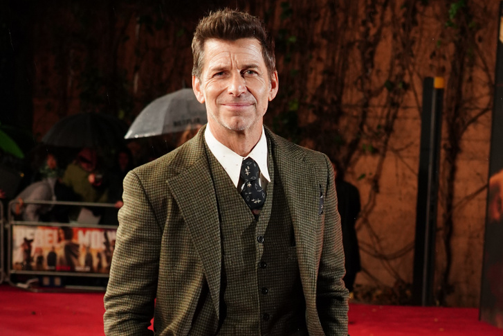 Index - Mindeközben - Zack Snyder szakít a szuperhősökkel, végre ...