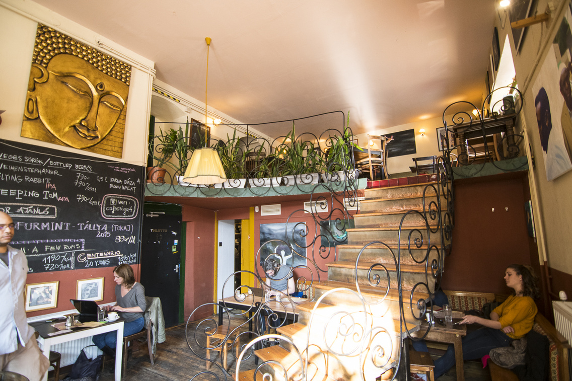 Bringás kirándulás a legmegosztóbb külsejű piactól Lechner legszebb ...