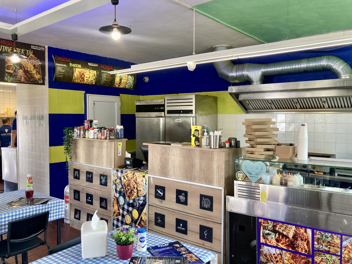 A Berek Gyros egy családi vállalkozás, ahol minden a vendégek és a ...