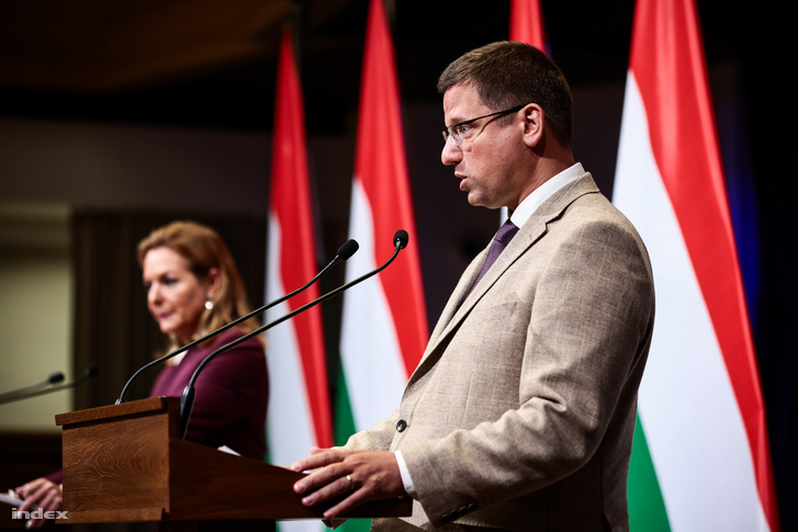 Index - Belföld - Gulyás Gergely: Vannak óvóhelyek Magyarországon ...