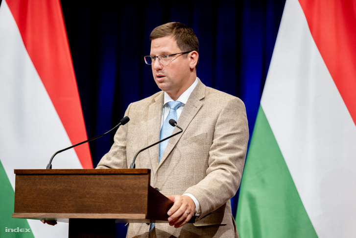 Index - Belföld - Gulyás Gergely és Vitályos Eszter tájékoztatója ...
