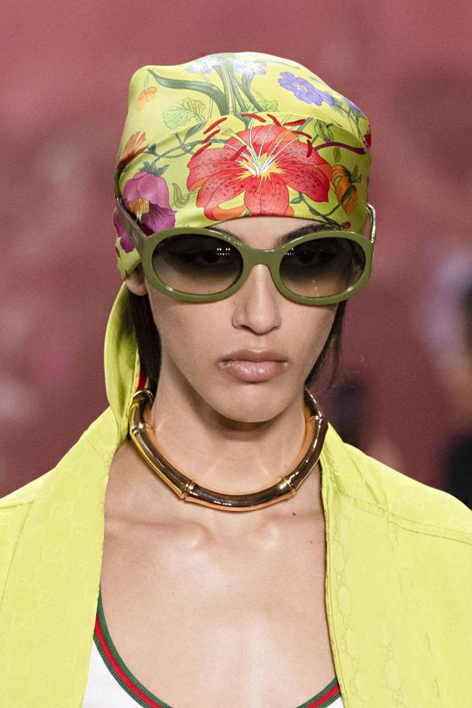 A legerősebb tavaszi frizuratrendek és hajstílusok: jön a menő fejdíszek korszaka - Retikül | Femina