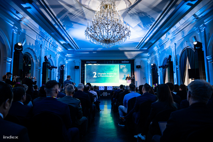 Index - Belföld - Szalay-Bobrovniczky Kristóf: Rendkívül komoly biztonsági kockázatokat látok