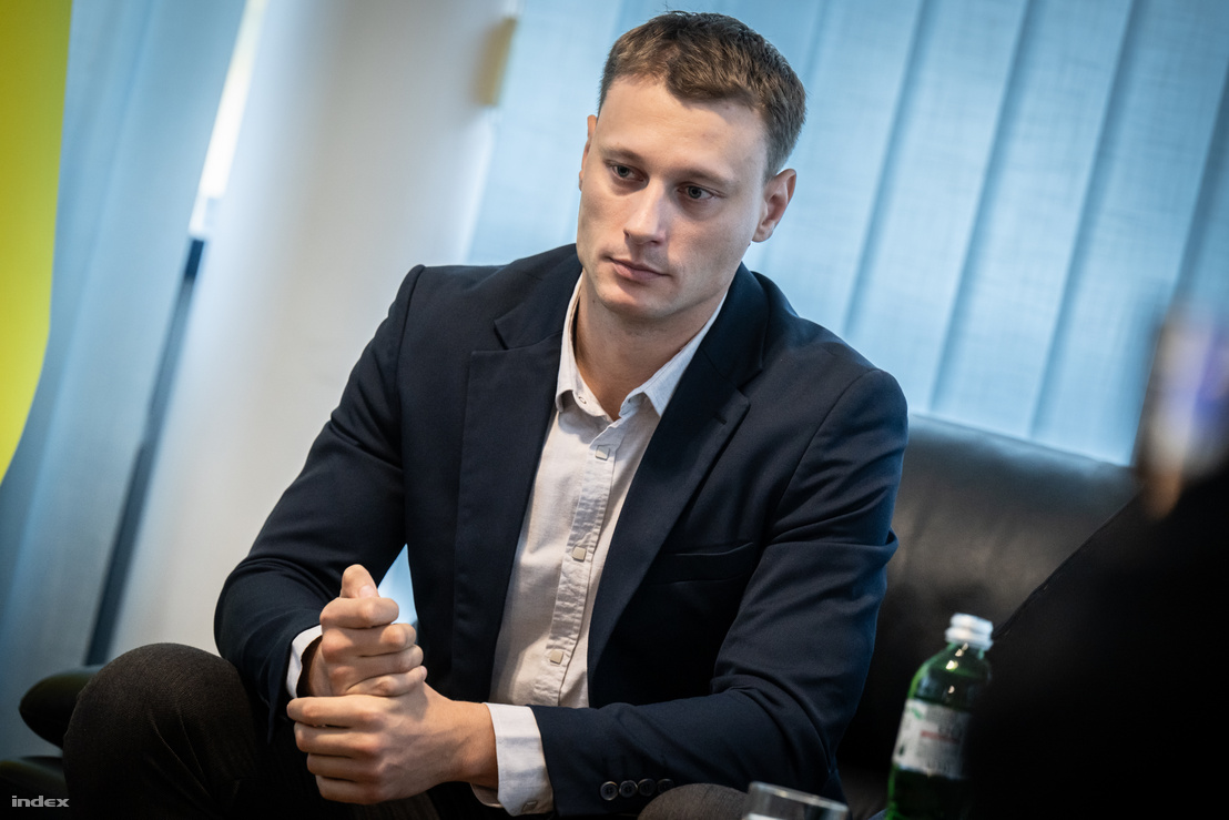 Index - Belföld - „A kínzások után hetekig vért pisiltünk” – egy mariupoli katona 900 napja az ...