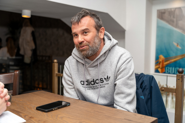 „Traumatizált a Sárkányok Kabul felett forgatása” – interjú Dyga ...