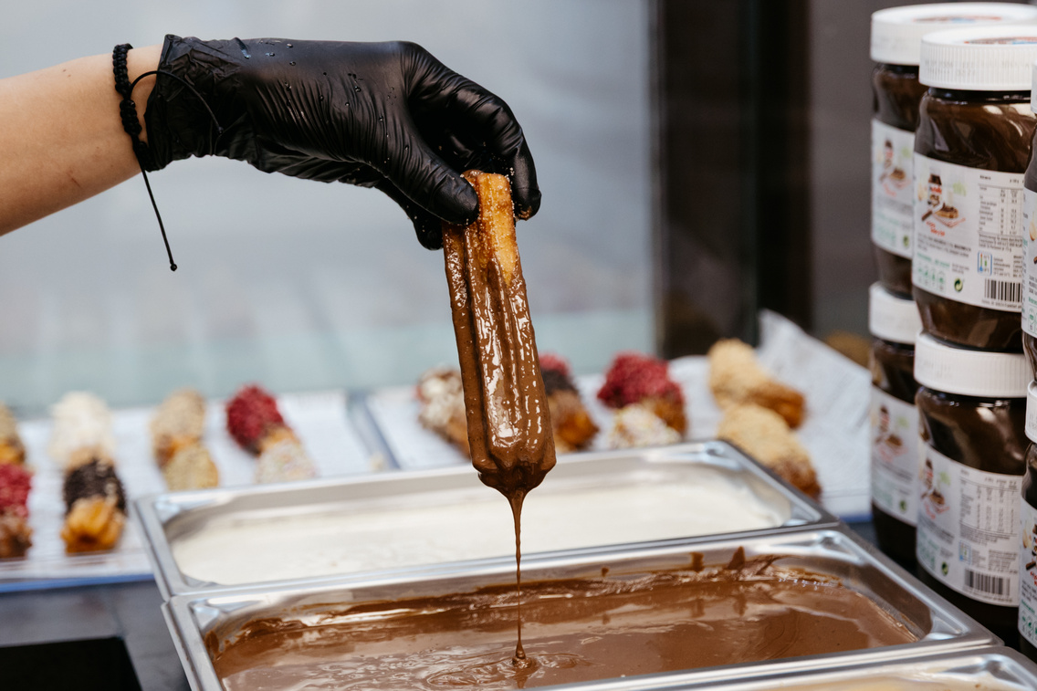 A csapból is churros folyik a Churría pultjában – A Dob utcában ...