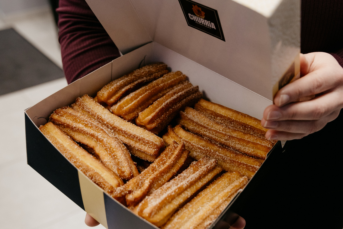 A csapból is churros folyik a Churría pultjában – A Dob utcában ...