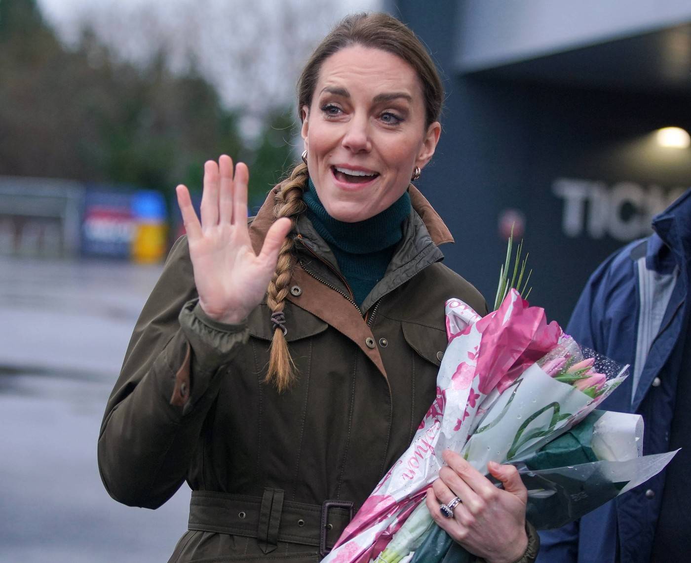 Katalin hercegnét így még nem láthattuk: befonott hajjal lépett a ...