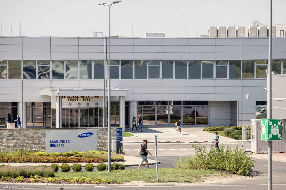 Index - Belföld - Ukrán fenyegetés, Samsung-ügy, árrésstop, Radnai ...