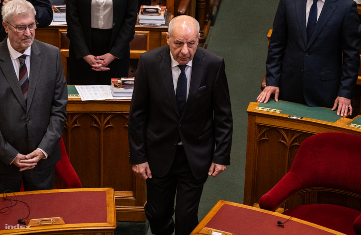 Index - Belföld - Rejtélyes, meglepetés előadó lép fel - Az új ...